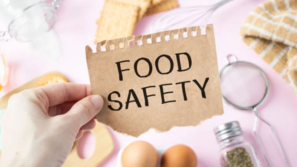 Food Safety 101: Panduan Menjaga Kebersihan dalam Bisnis Kuliner - CV ...